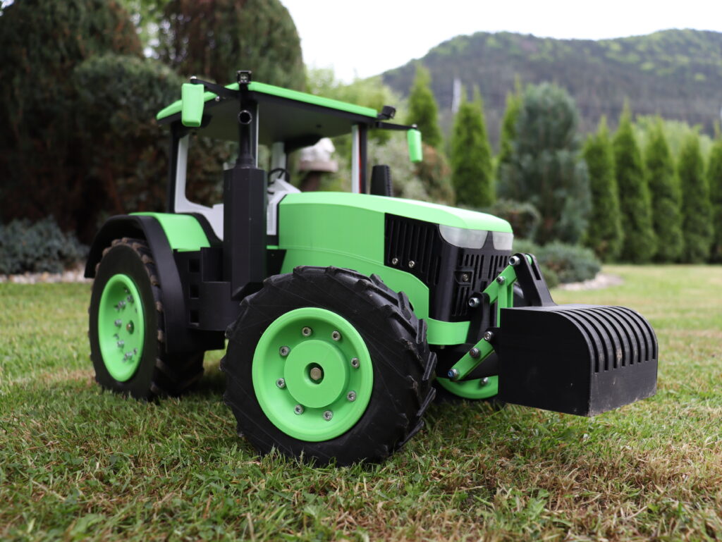3D Printable RC Tractor – High-Performance Farm Model